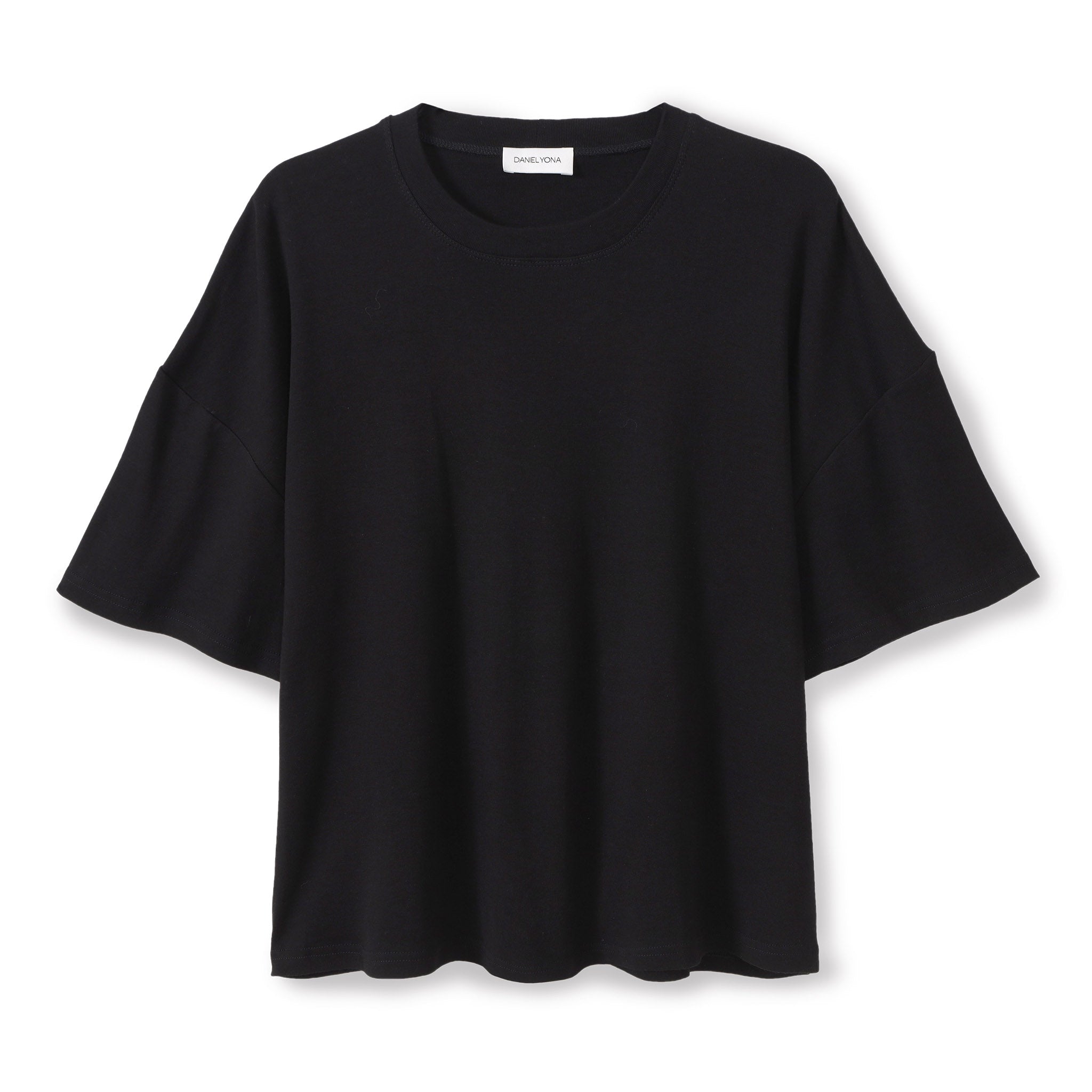 Oversized Basic forever – Daniel Yona