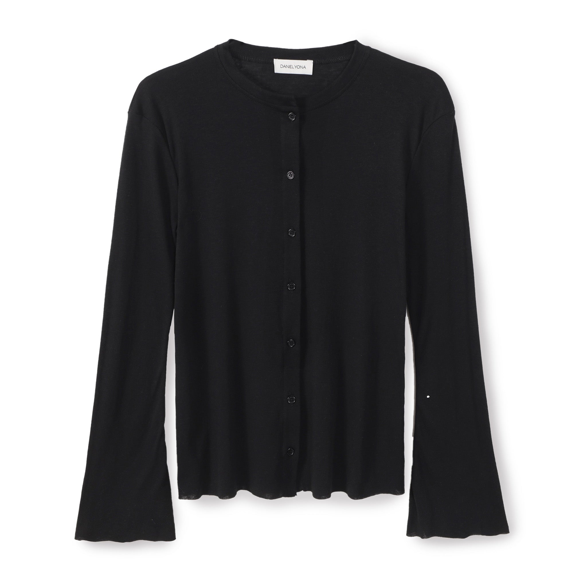 Basic button up – Daniel Yona